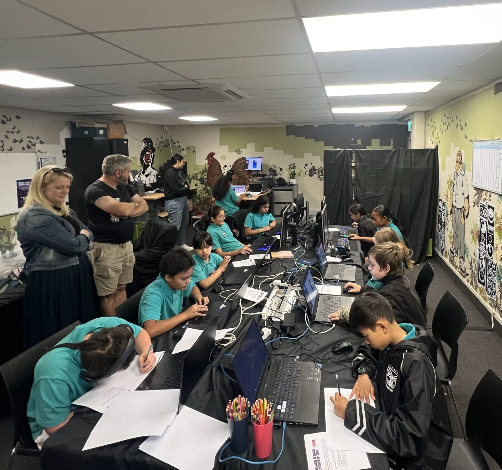 Donate your laptop to young recyclers - Turn your E-waste into Equity ...